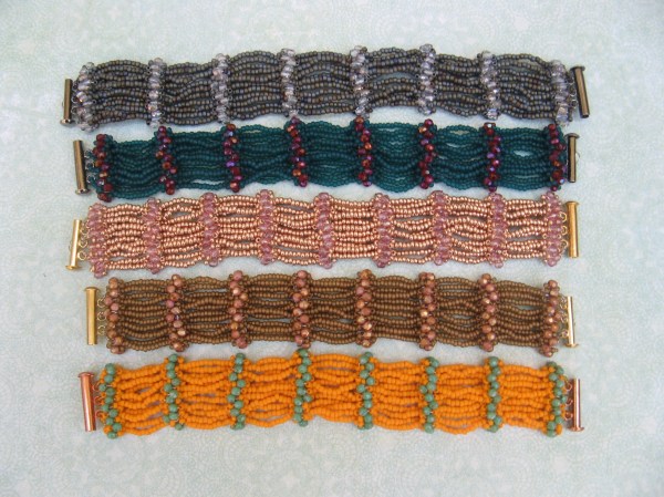 Jewelry – Bead Yarn & Spatula