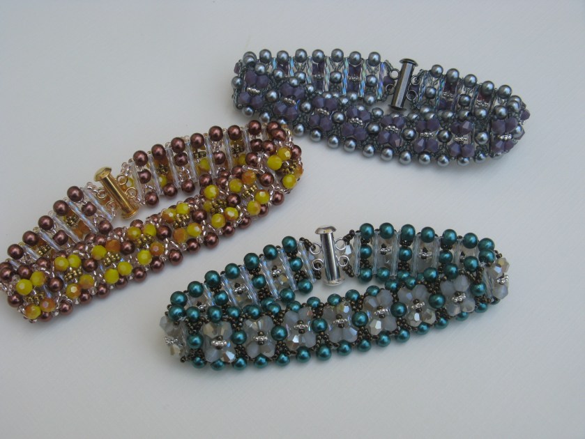 Jewelry – Bead Yarn & Spatula