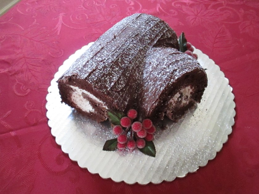 Yule Log Cake – Bead Yarn & Spatula